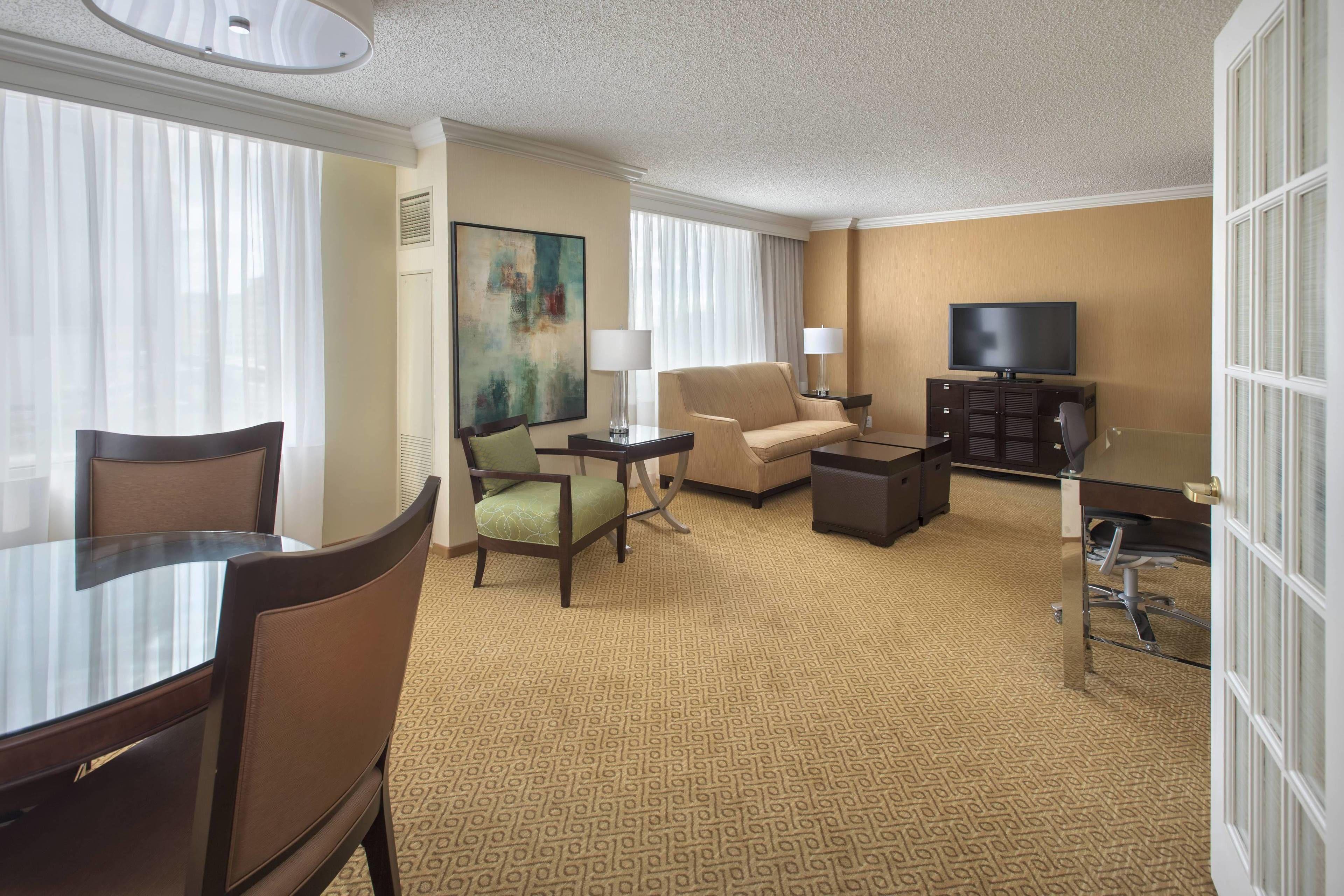 PHILADELPHIA MARRIOTT DOWNTOWN HOTEL | BOOK NOW & SAVE ON YOUR STAY IN ...